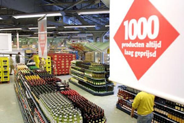 C1000 duikt bijna in rode cijfers