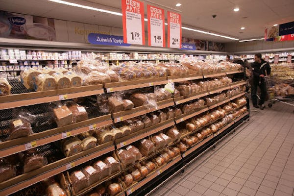 Borgesius splitst levering brood aan supers