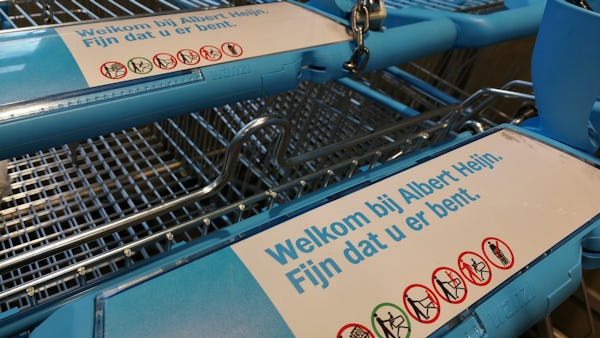 Albert Heijn-winkel: Gratis snoep voor terugbrengen winkelkarren