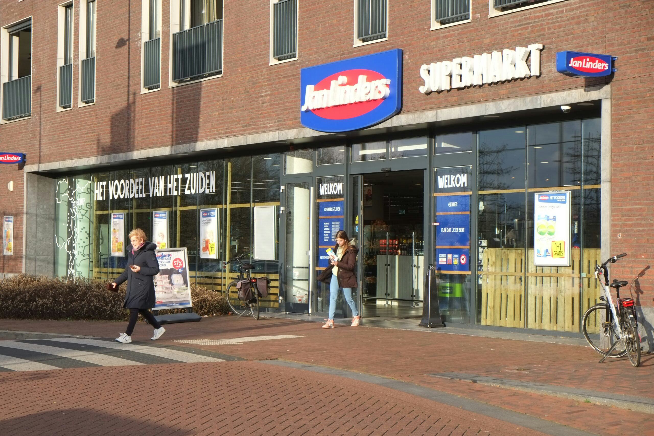 Jan Linders verkoopt tien winkels aan Plus, Aldi en Jumbo