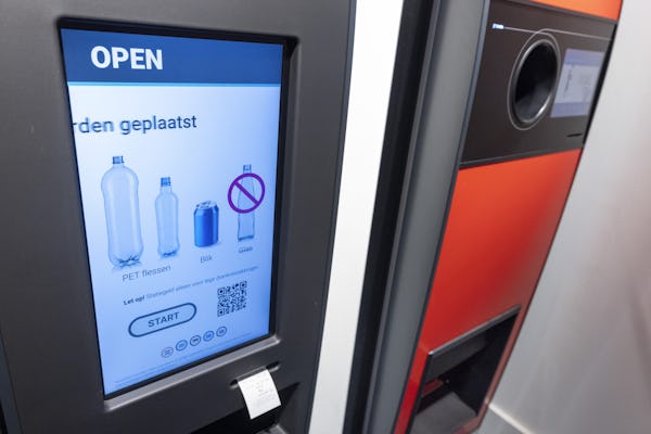 Supermarktondernemers: Te weinig geld van Statiegeld Nederland