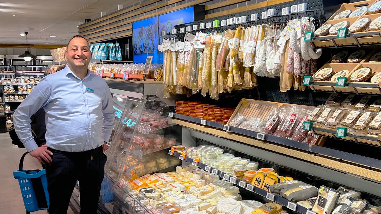 AH-franchiser Van der Poel over verkoop winkels en zijn toekomst