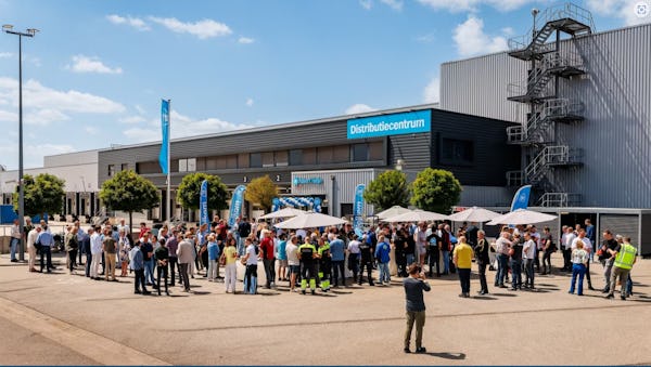 Albert Heijn neemt dc Jan Linders weer in gebruik