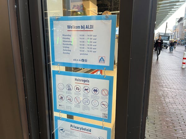 Kassaloze Aldi verkort openingstijden in aanloop naar winkelsluiting